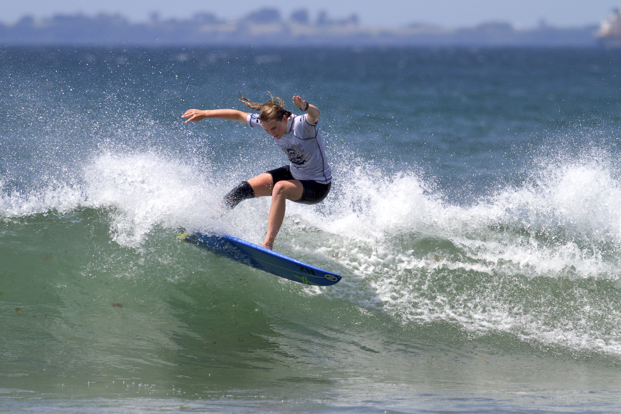 Caleb Cutmore And Tegen Bishop Win First Grom Comp - New Zealand Surf ...