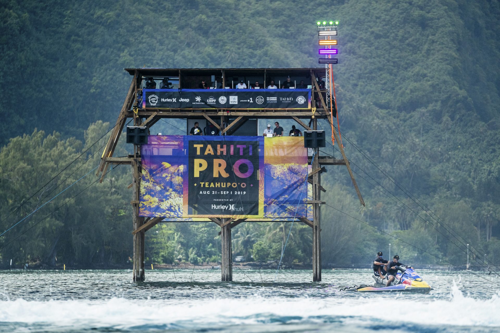 Ricardo Wins Seeding Round At Chopes - New Zealand Surf Journal